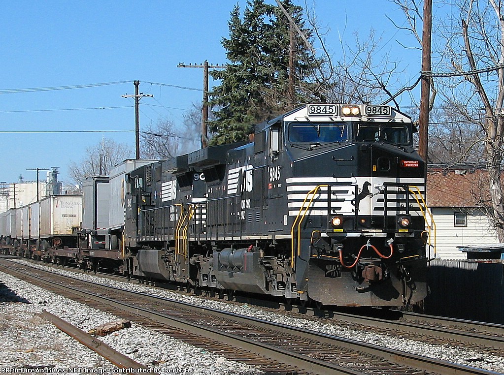 NS 9845 NS218 by Poplar Street
